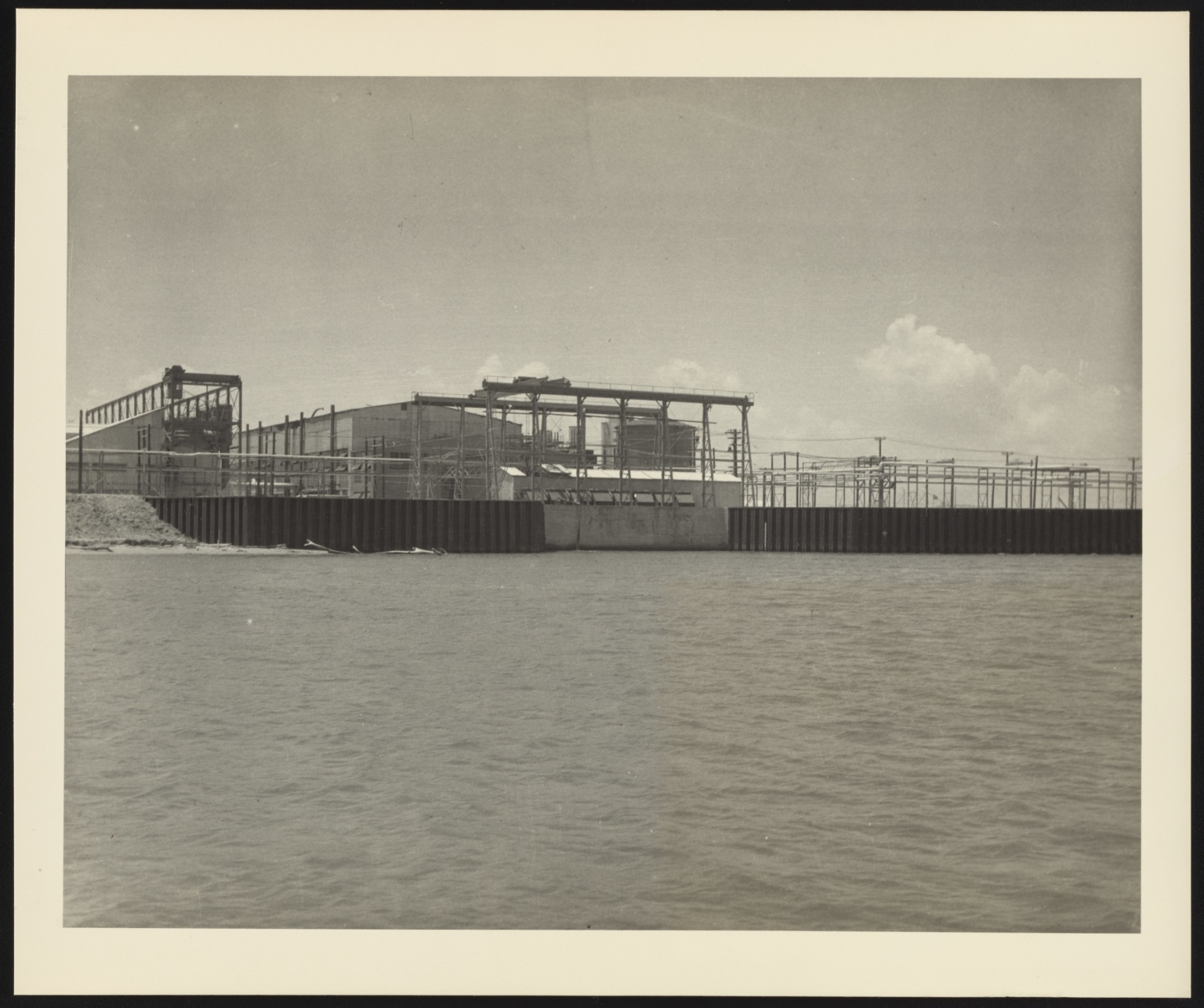 Development Film, 194X: Alden B. Dow, Lake Jackson, and the ...